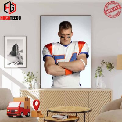 Alan Ritchson Plays The Role Of Thad Castle In The TV Series Blue ...